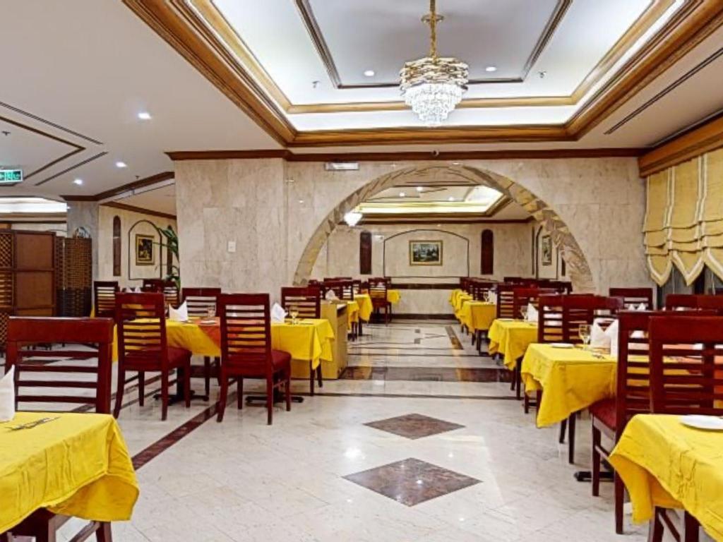 Al Saha Hotel | 6-8 Min Walk to Prophet's Mosque | 4-Star