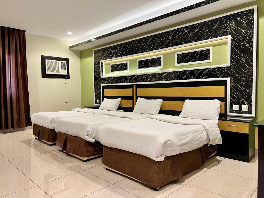 Al Sumou Serviced Apts | Near Quba Mosque | 3-Star & Parking